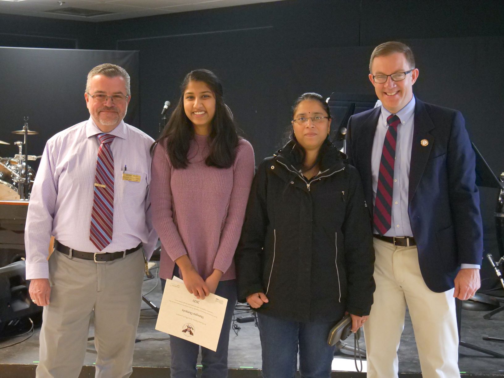 PCA Senior Receives Volunteer Service Award - Portsmouth Christian Academy